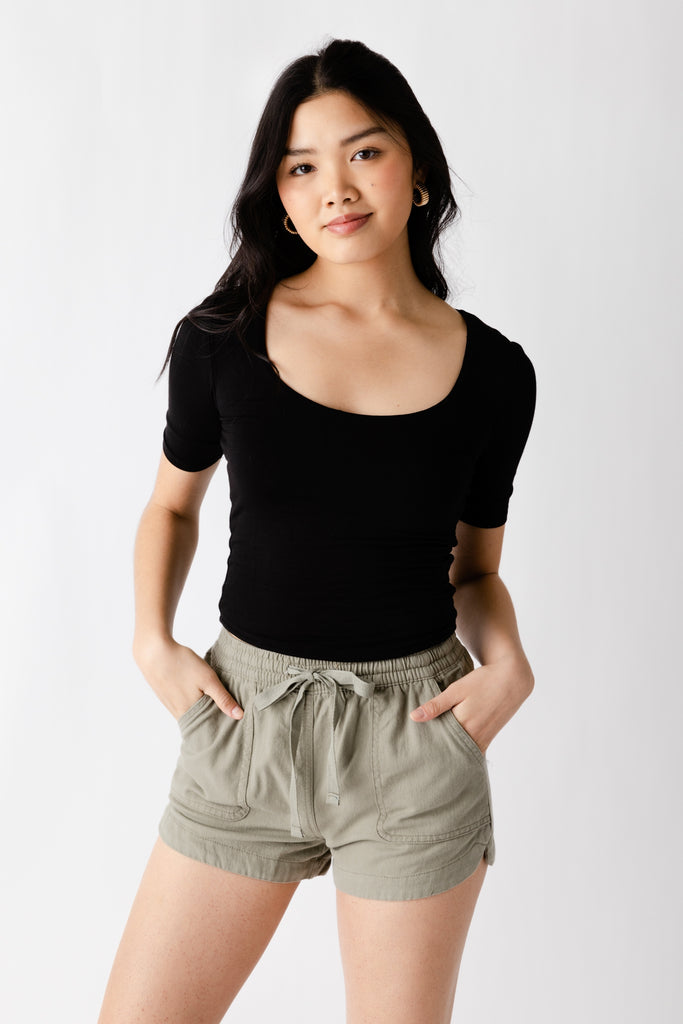 SALE - Hazel Scoop Neck Tee – fab'rik